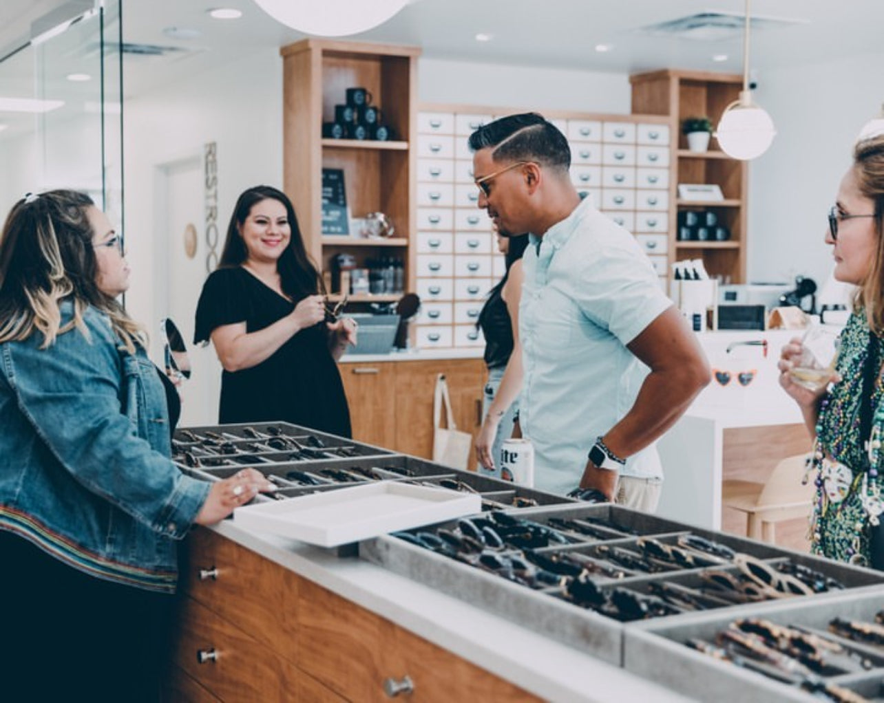 SERVICES – Oculus Eye Gallery